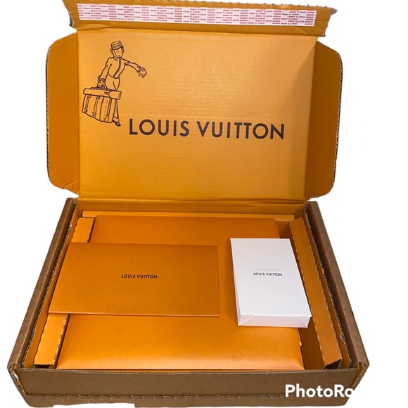 Louis Vuitton | Storage & Organization | Louis Vuitton Medium Delivery ...